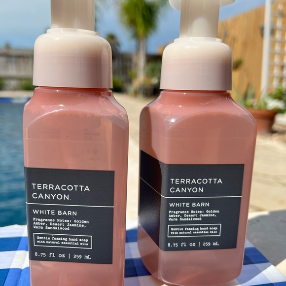 White Barn | Bath & Body | 2 White Barn Terracotta Canyon Gentle ...